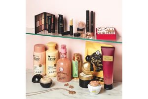 Free Avon Opulent Glam Set - FreebieRush